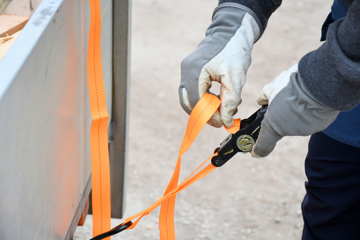 Unlocking the Secrets of Tie-Down Straps: A Beginner's Guide - Pak-All